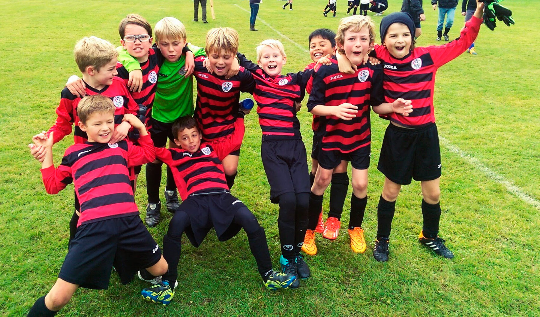 Home - Reigate Football Club